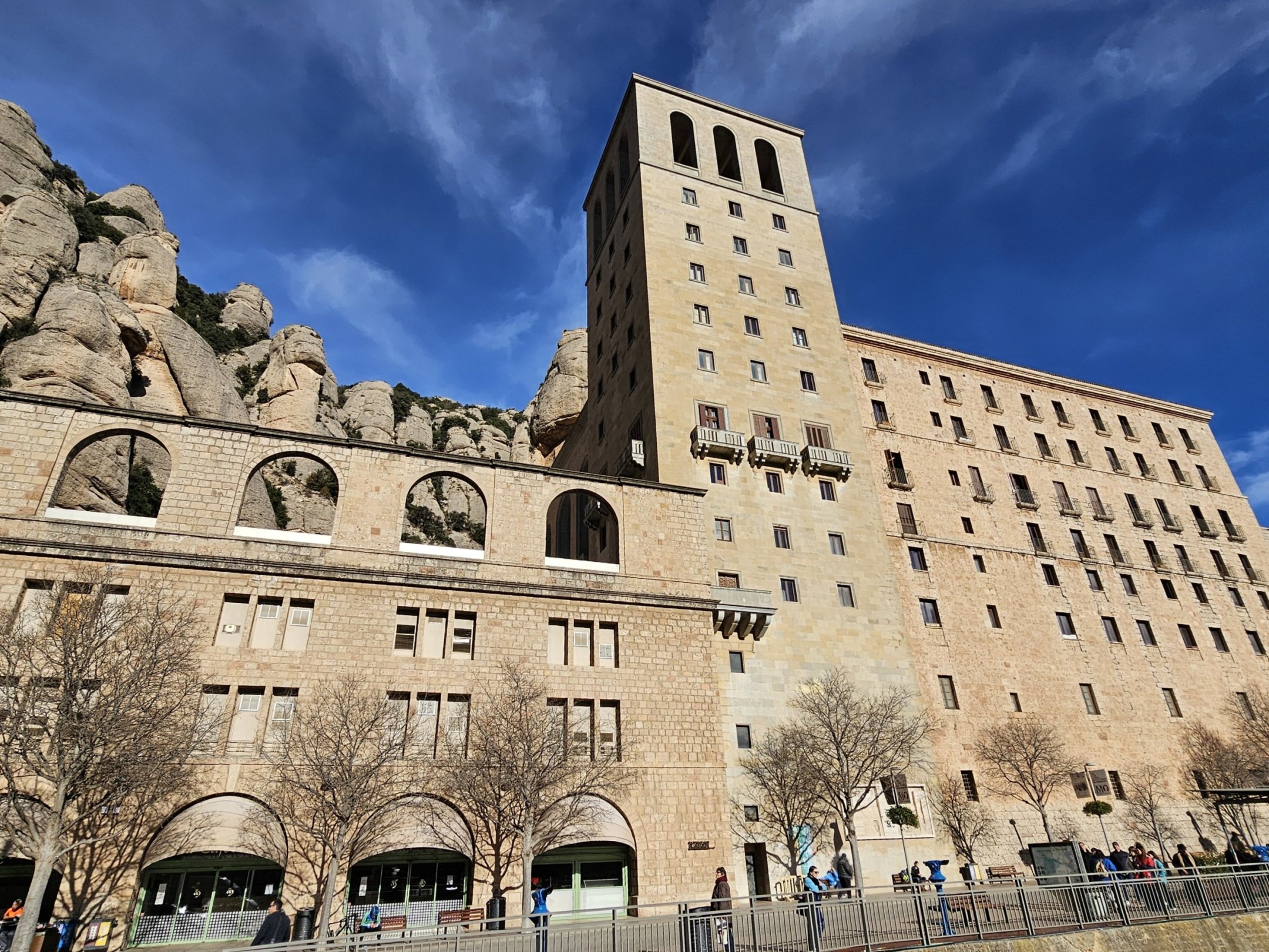Montserrat, Barcelona - wszystko, co musisz wiedzieć