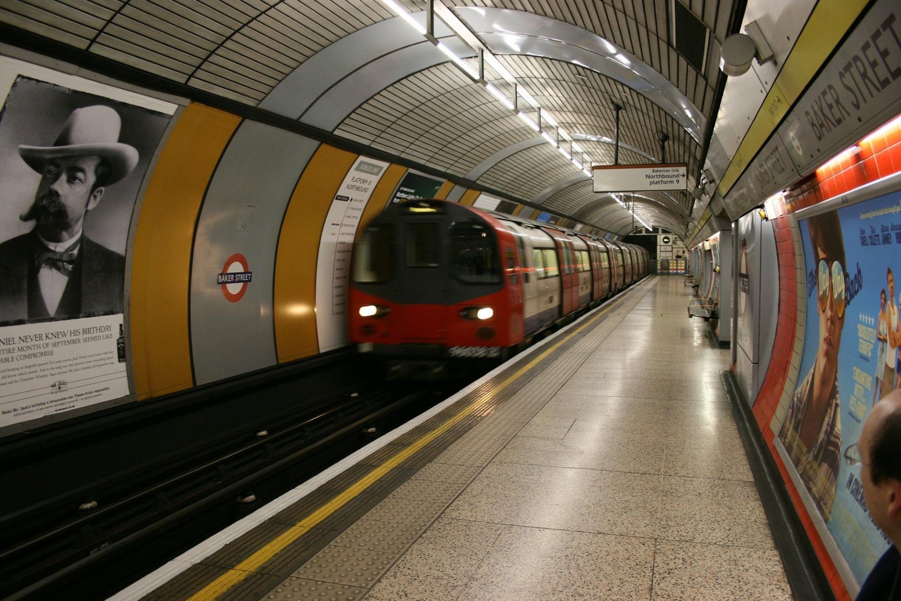 Londyn metro - Mapa trasy, bilety i taryfy